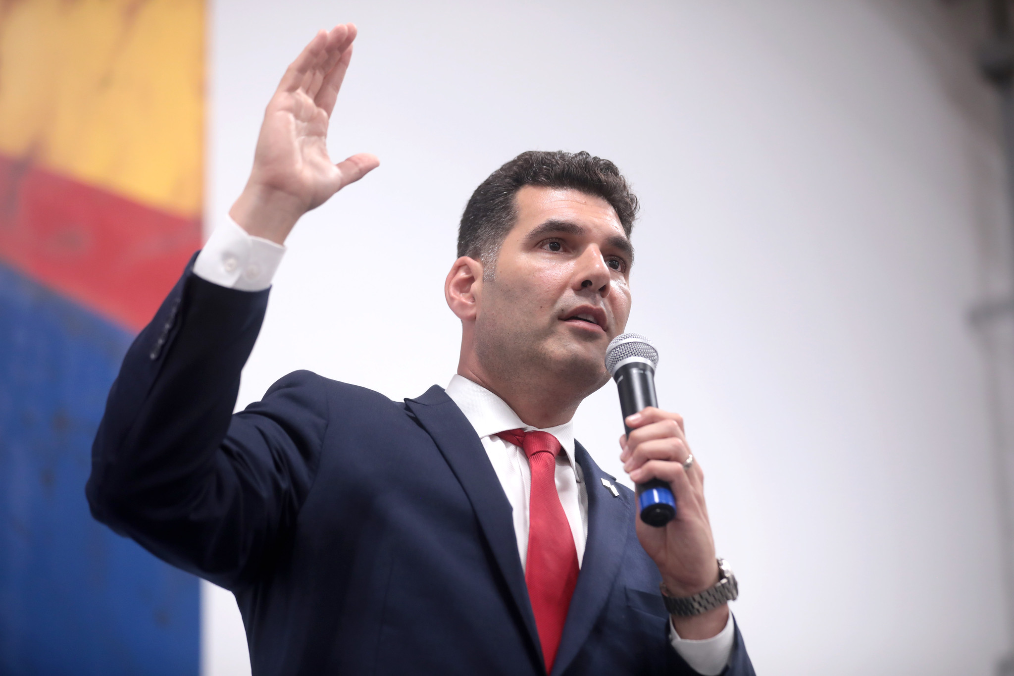 Glassman Fundraising Outstrips Retail Politics Performance - Arizona Globe